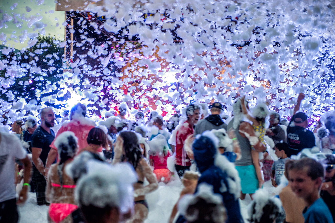 Camping holidays on Domaine Duravel, family holidays next to the river ...