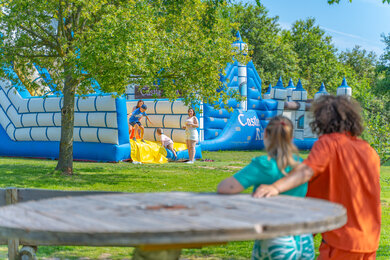 Holiday Park Lac de Ribou - CAPFUN, family holidays in Cholet, Loire Valley